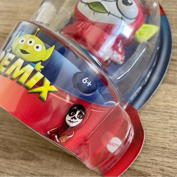 Disney | Toys | Disney Pixar Alien Remix Miguel Coco Mattel 4 | Poshmark